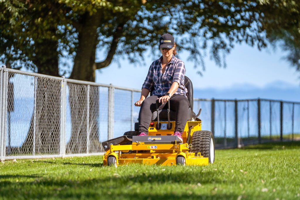 WALKER R42 | Stevens Group