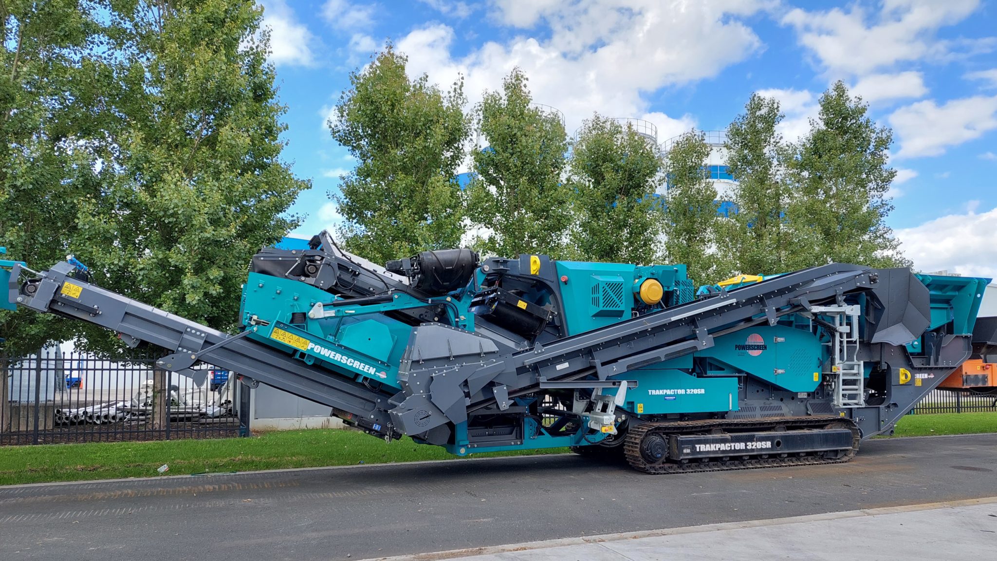 POWERSCREEN Trakpactor 320 & 320SR | Stevens Group