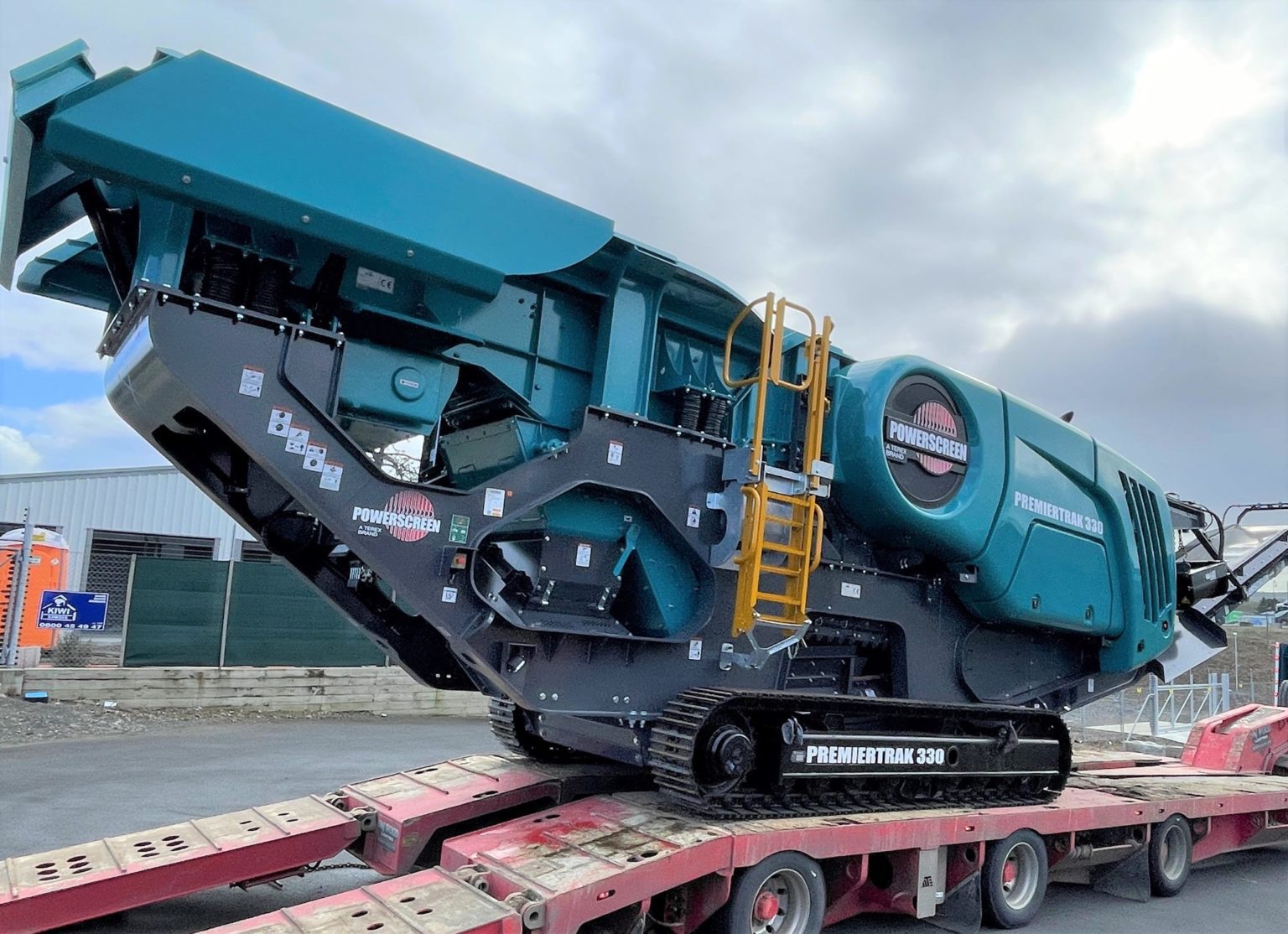 POWERSCREEN Premiertrak 330 | Stevens Group