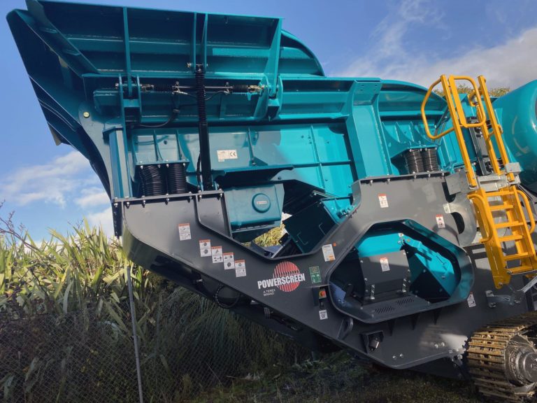 POWERSCREEN Premiertrak 330 | Stevens Group