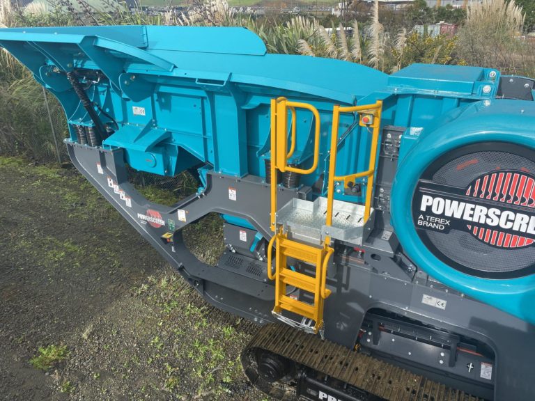 POWERSCREEN Premiertrak 330 | Stevens Group