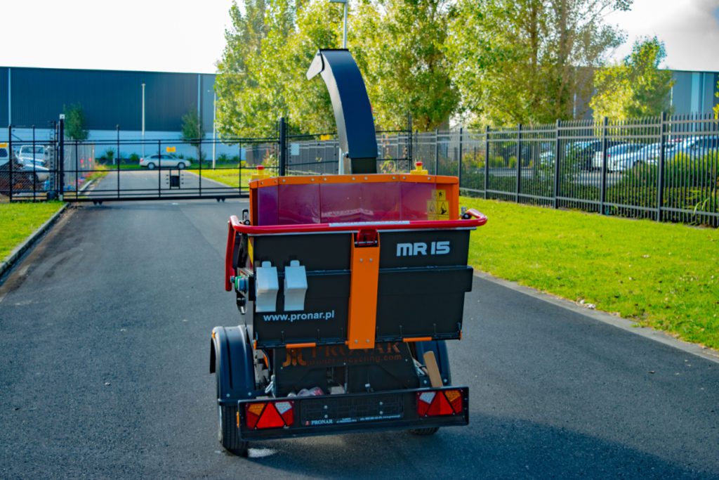 PRONAR MR-15 Wheeled Wood Chipper | Stevens Group