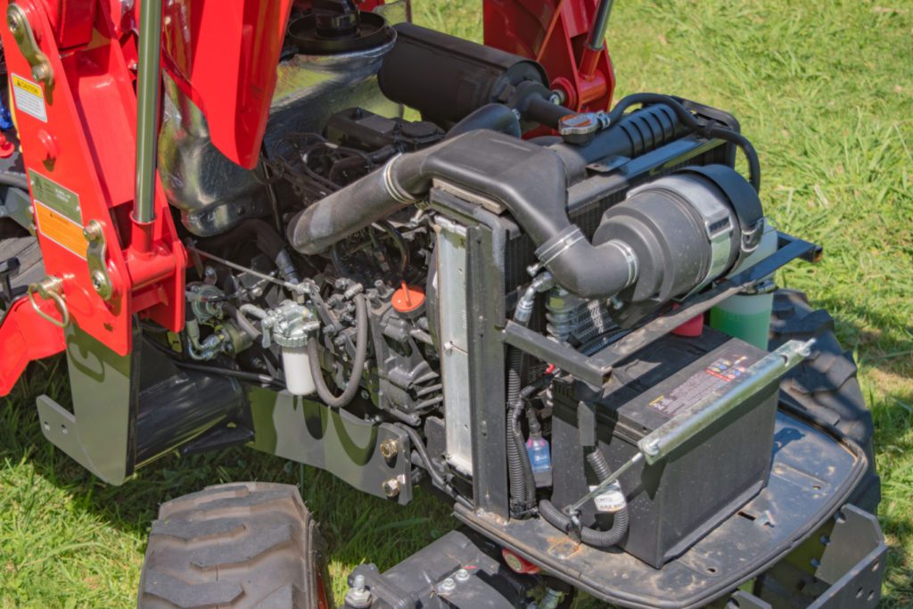 BRANSON 2500H Compact Tractor | Stevens Group