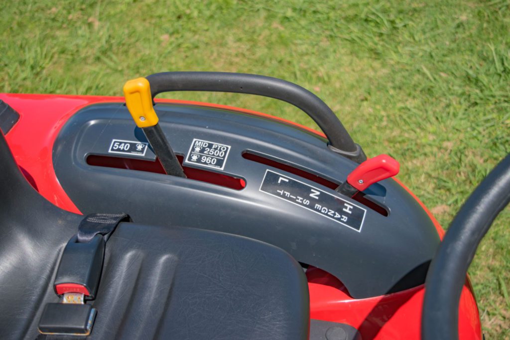 BRANSON 2500H Compact Tractor | Stevens Group
