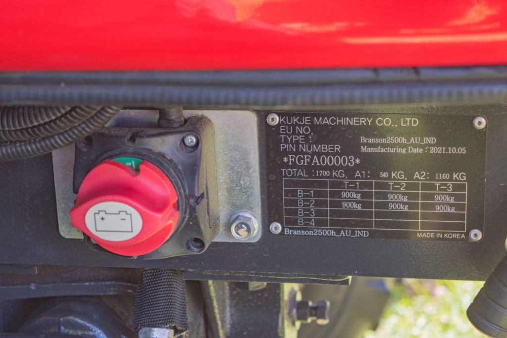 BRANSON 2500H Compact Tractor | Stevens Group
