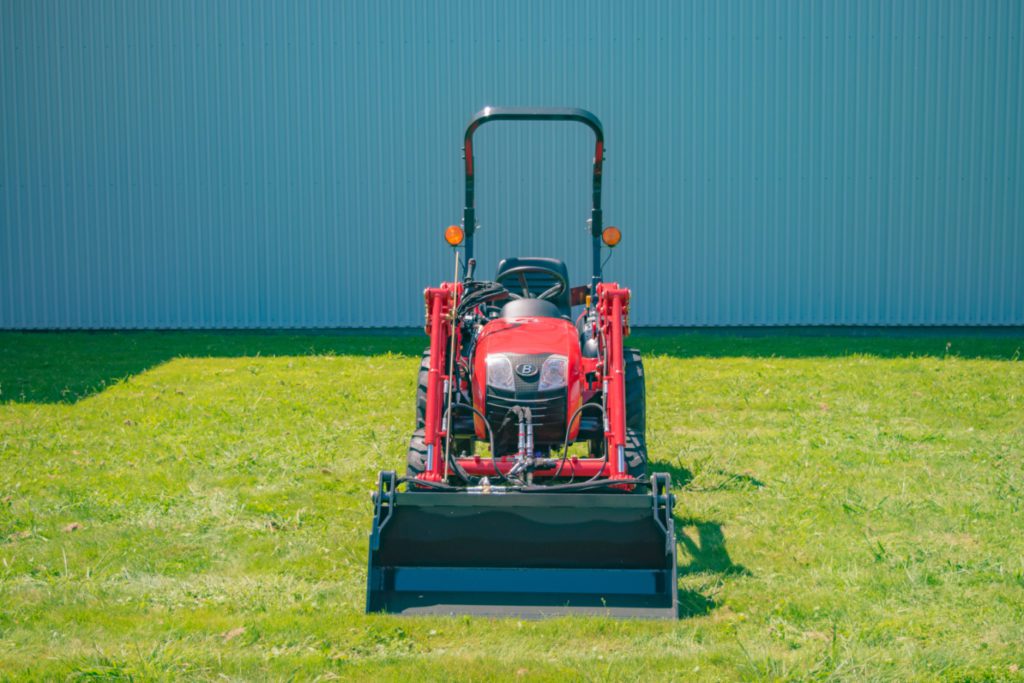 BRANSON 2500H Compact Tractor | Stevens Group