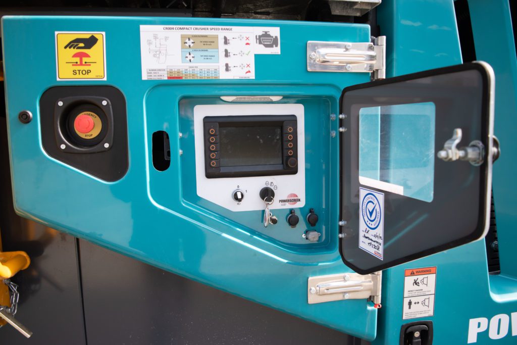 POWERSCREEN Trakpactor 230 & 230SR | Stevens Group