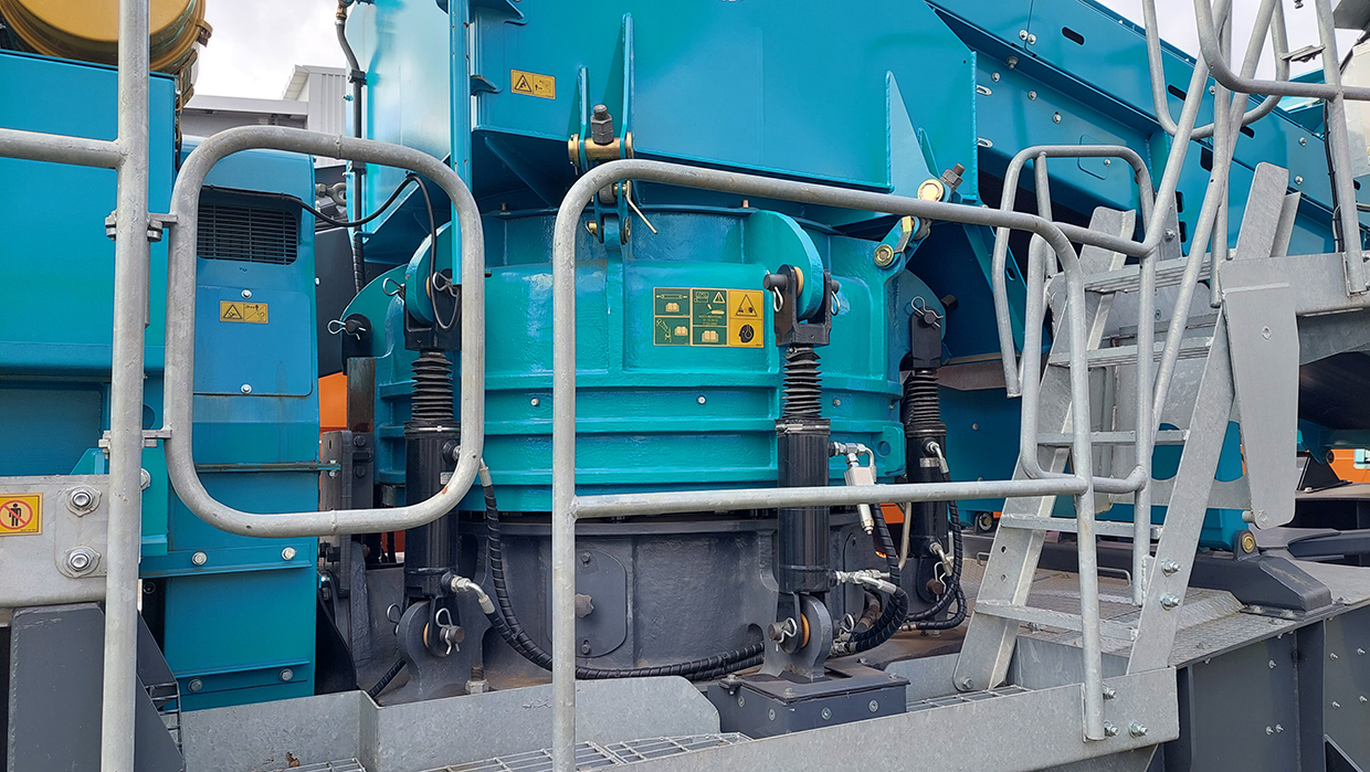 POWERSCREEN 1000SR Maxtrak | Stevens Group